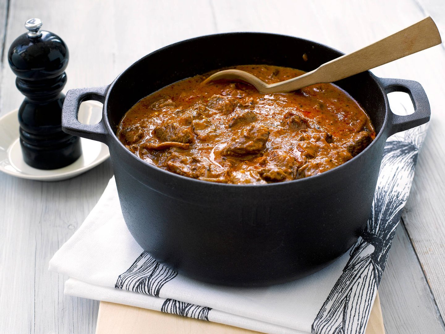 Pippurinen lihapata - Valio