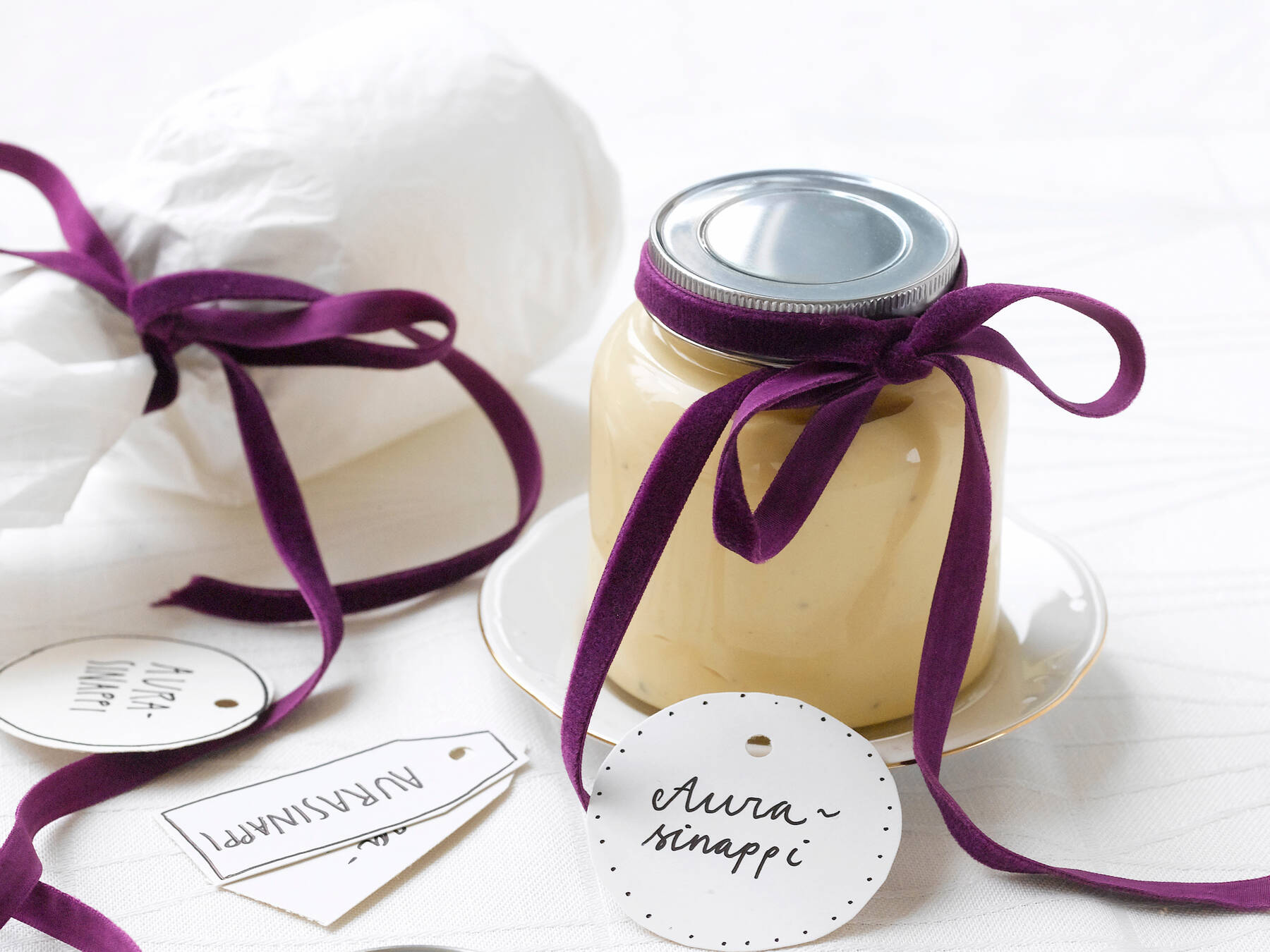 Sinappikastike salaateille - Valio