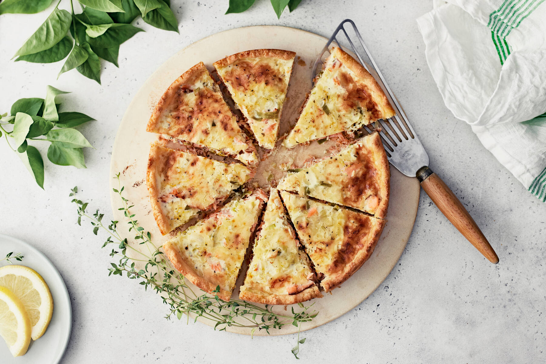 Helppo lohipiirakka - Valio