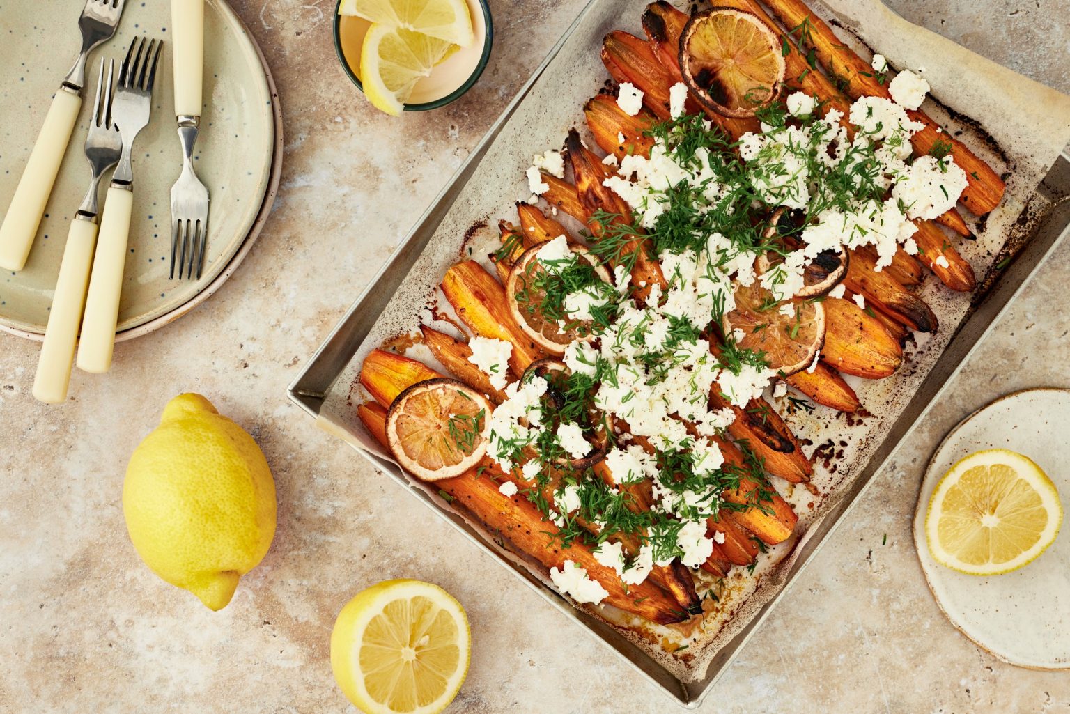 Helpot ja herkulliset tarjottavat illanistujaisiin