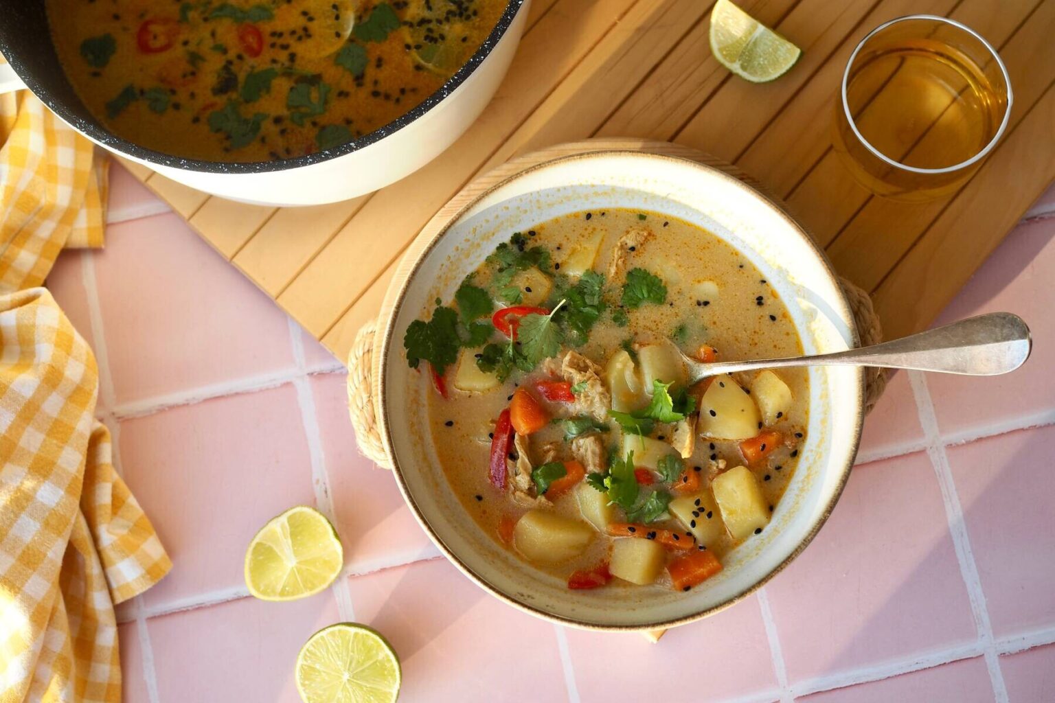 Kanaton kookos-currykeitto - Valio