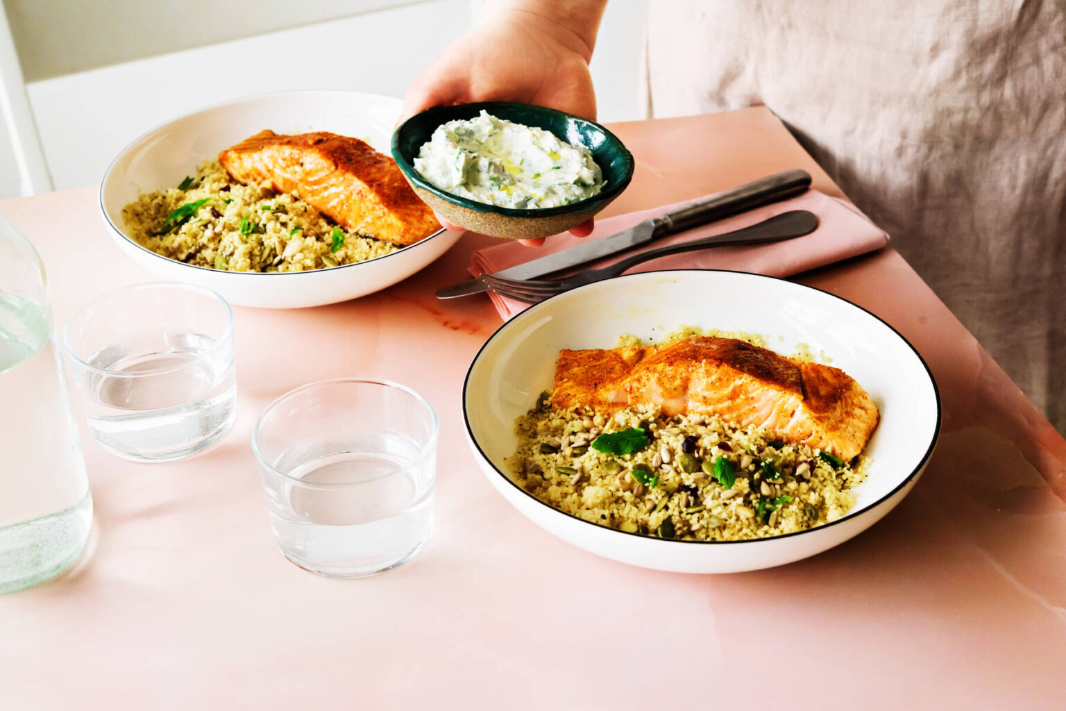 Couscous-salaatti ja ras el hanout -lohi - Valio Aimo