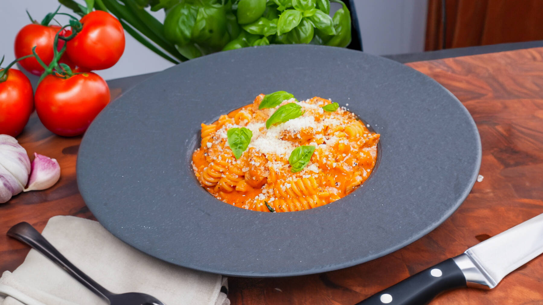 One pot pasta med kyckling och ost - Valio Sverige